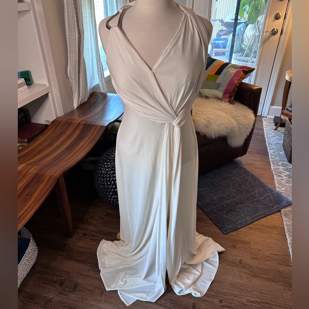 White Halston Gown Small S - Gem